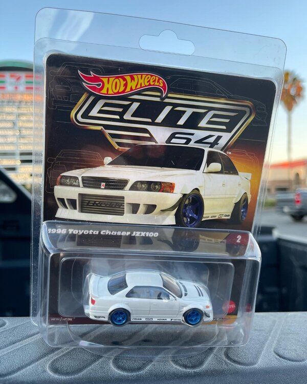 Elite 64 LBWK Lamborghini Aventador & '69 Ford Mustang